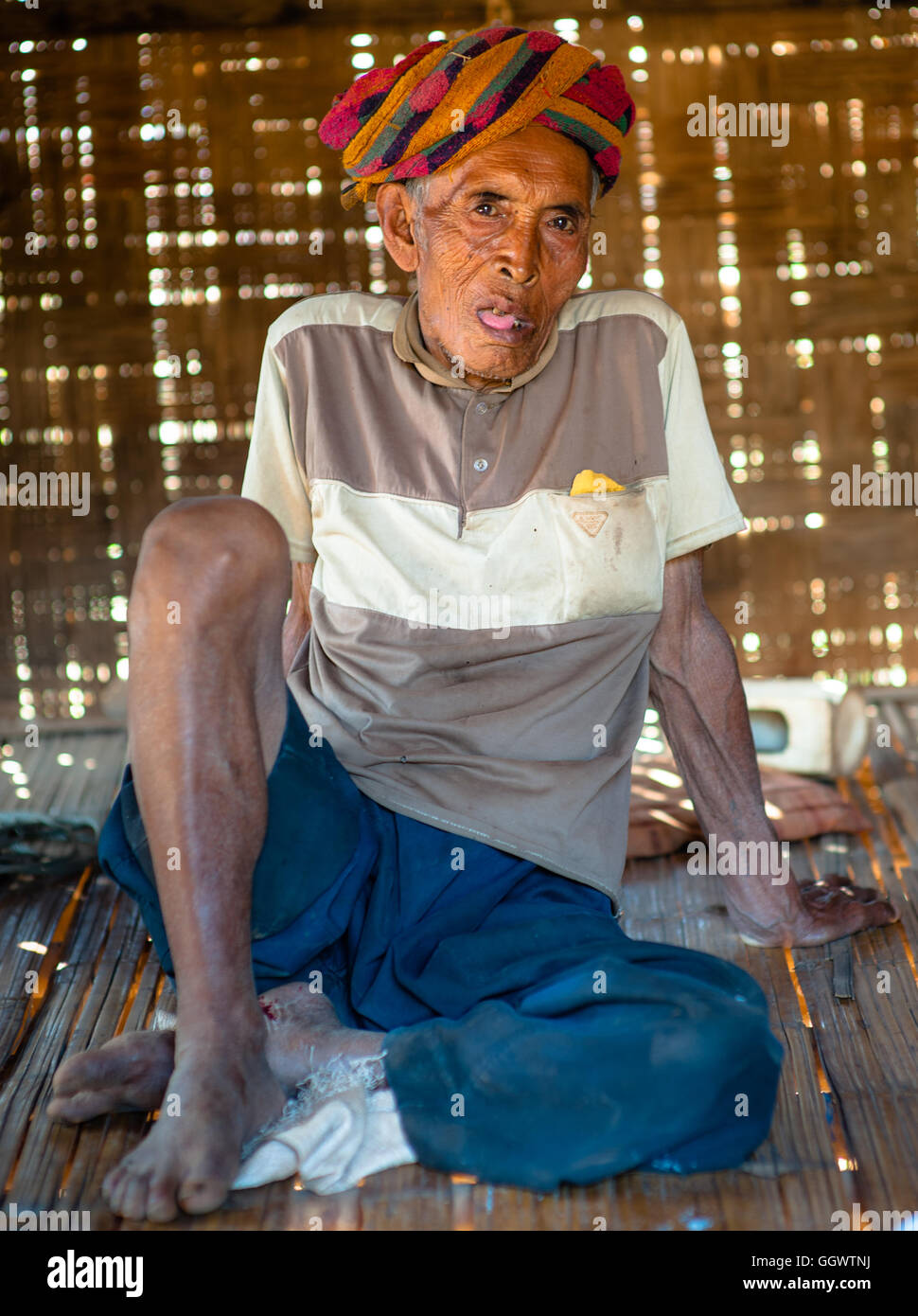 Old country man Stock Photo - Alamy