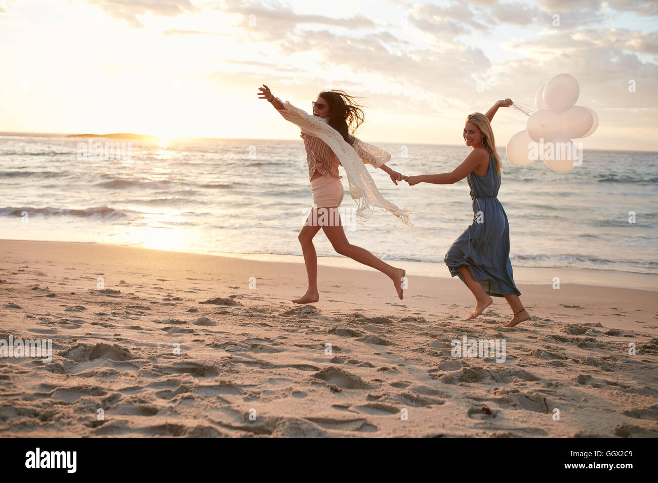 Women having fun on the beach hi-res stock photography and images - Alamy