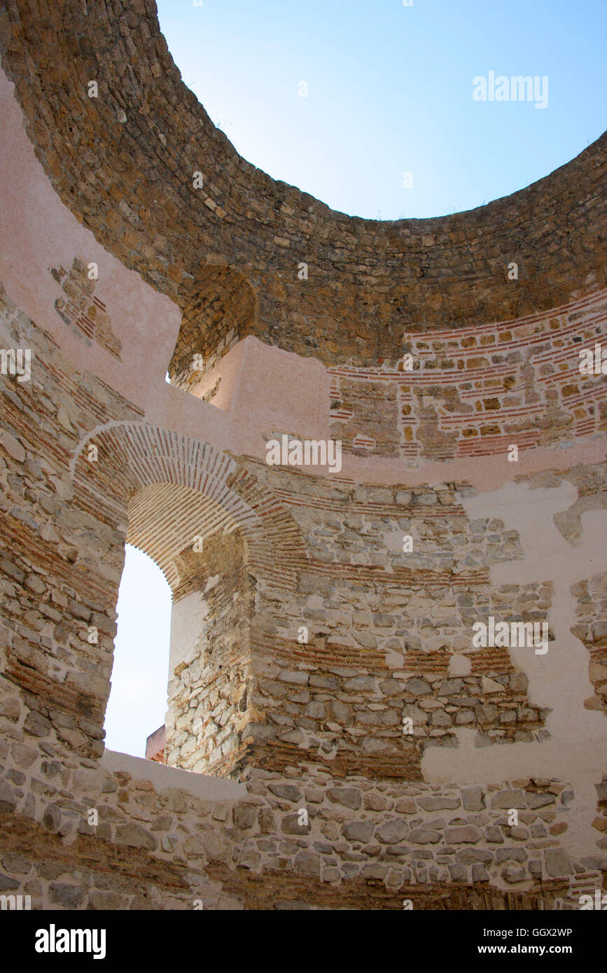 Peristyle dome hi-res stock photography and images - Alamy