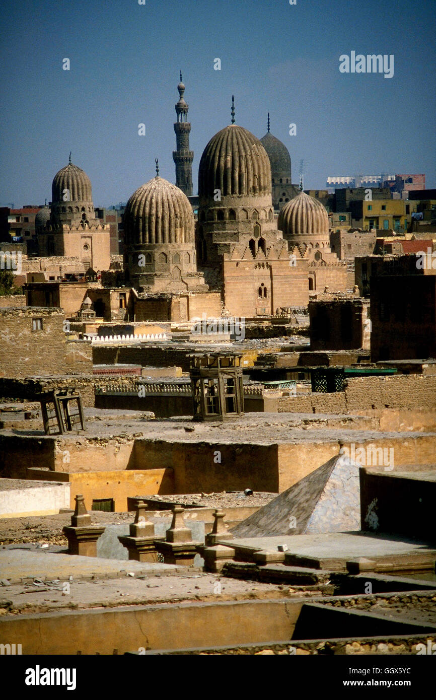 The "City of the Dead" cemetery in Old Cairo, Egypt Stock Photo - Alamy