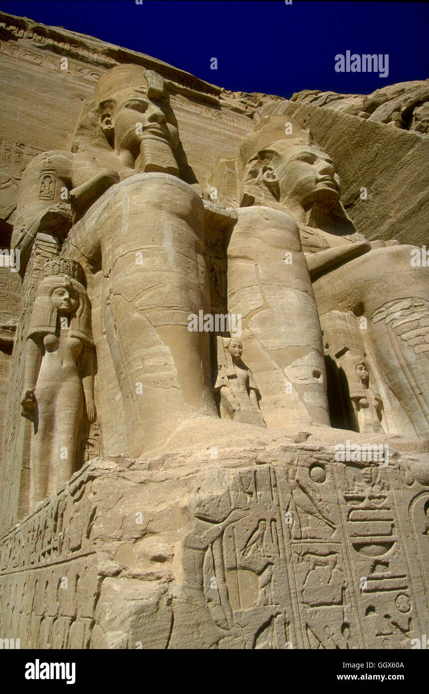 Colossal stone hi-res stock photography and images - Alamy