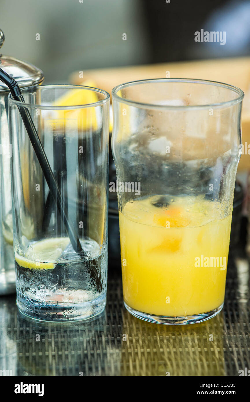 Drunk restaurant hi-res stock photography and images - Alamy