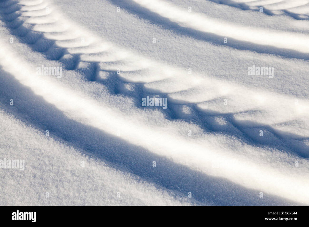 Overlapping road hi-res stock photography and images - Alamy