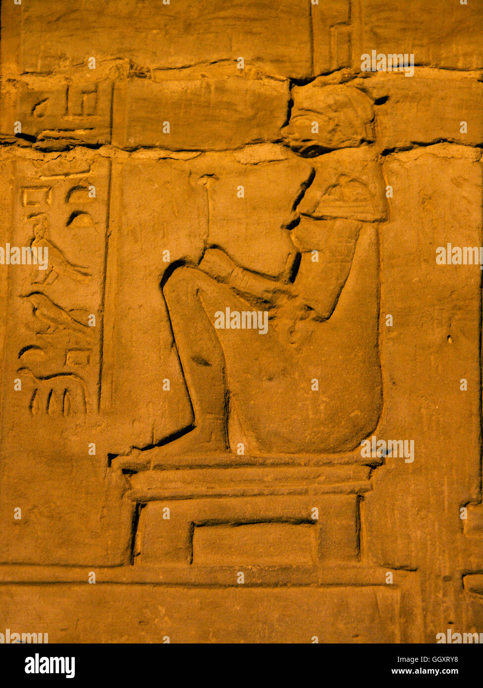 Woman in birthing chair hi-res stock photography and images - Alamy