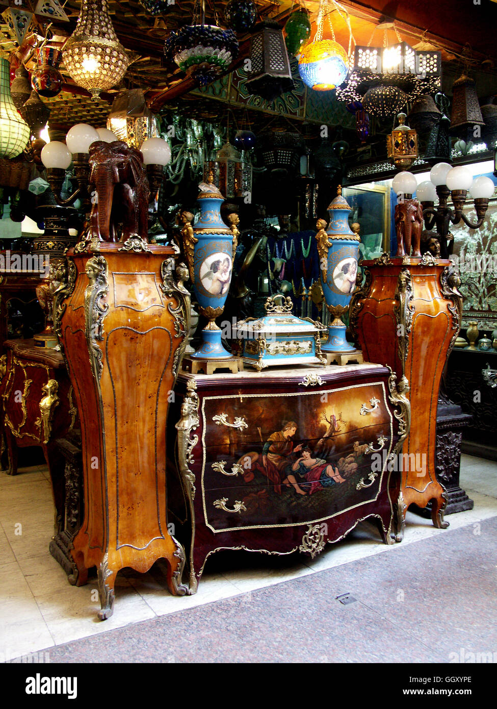 Antique store in the Khan-el-Khalili Bazaar in Old Cairo – Egypt Stock ...