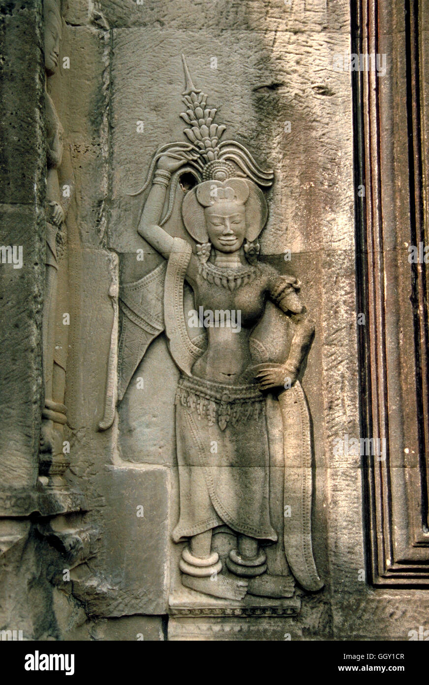Female divinity figure wall reliefs on the Upper Level, Inner Courtyard ...