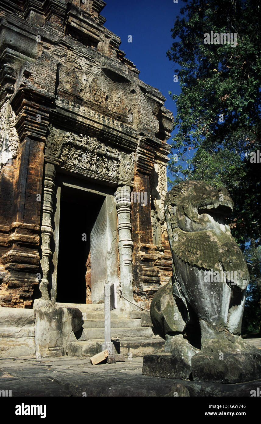 Doorway in the Prah Ko temple in the Roluos Group at Angkor Wat. Siem ...