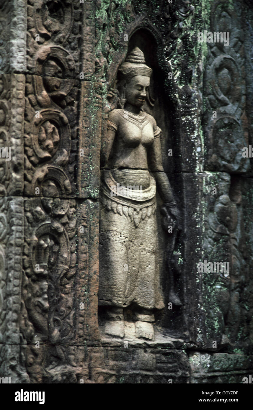 Apsara – female divinity figure on the wall of Prasat Ta Som temple in ...