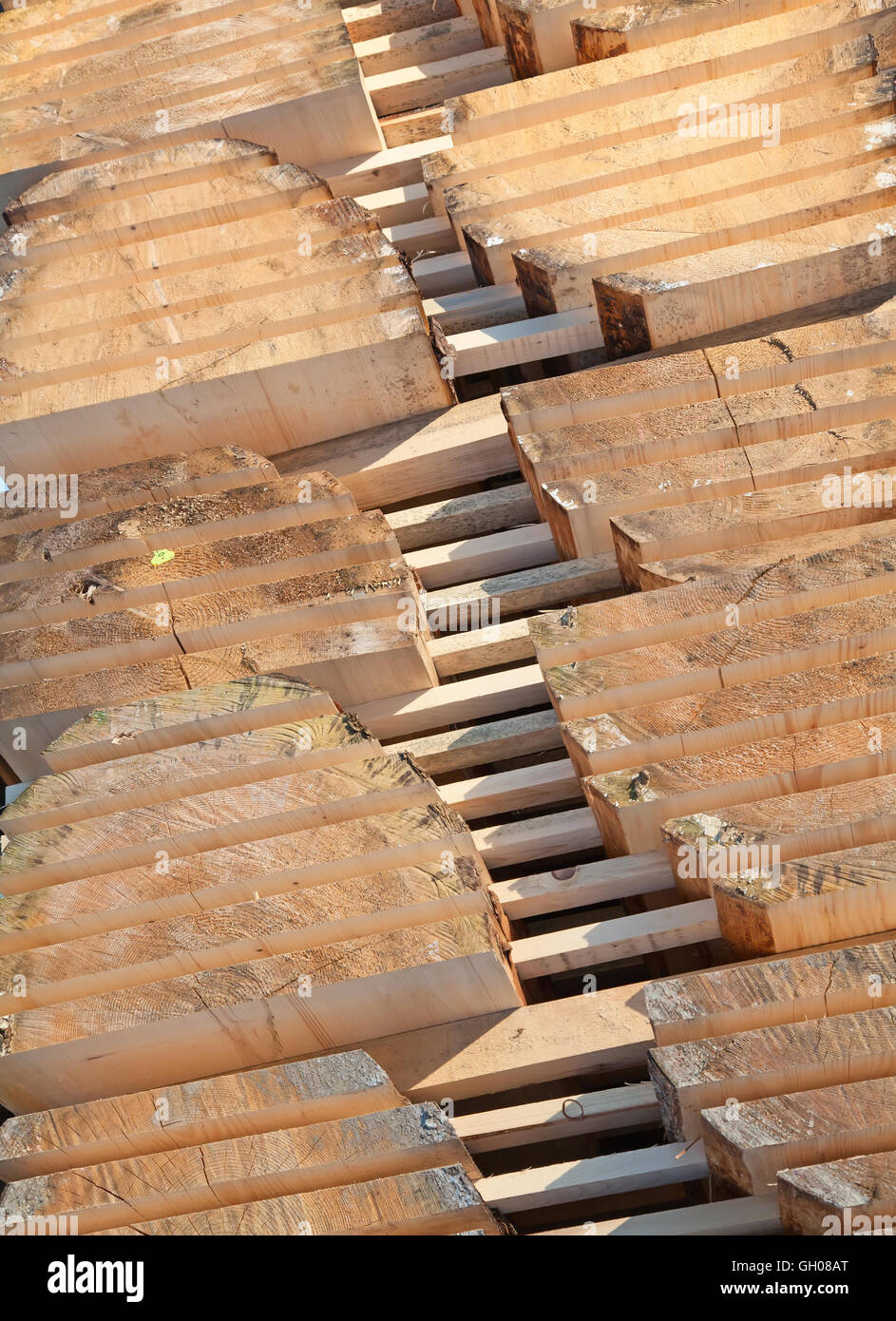 Stack of new wooden studs at the lumber yard Stock Photo - Alamy