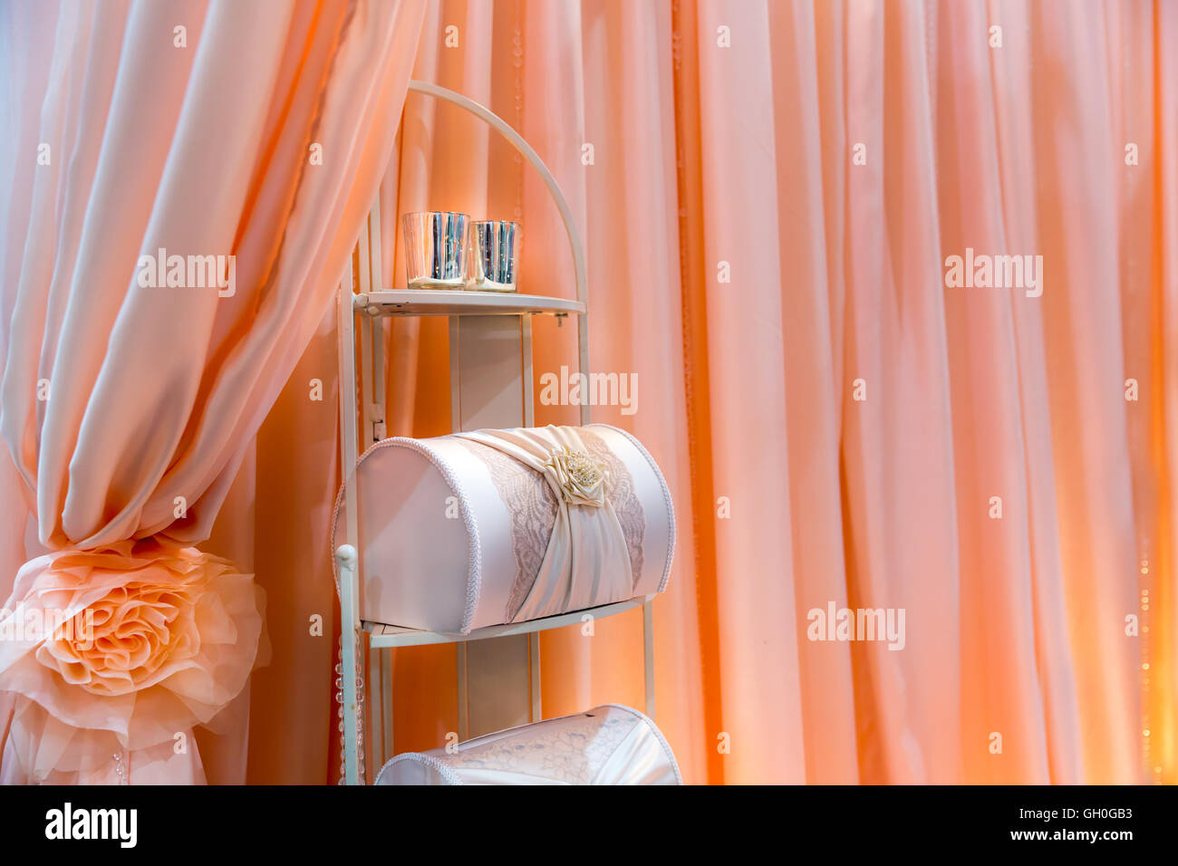 Jewel case hi-res stock photography and images - Alamy