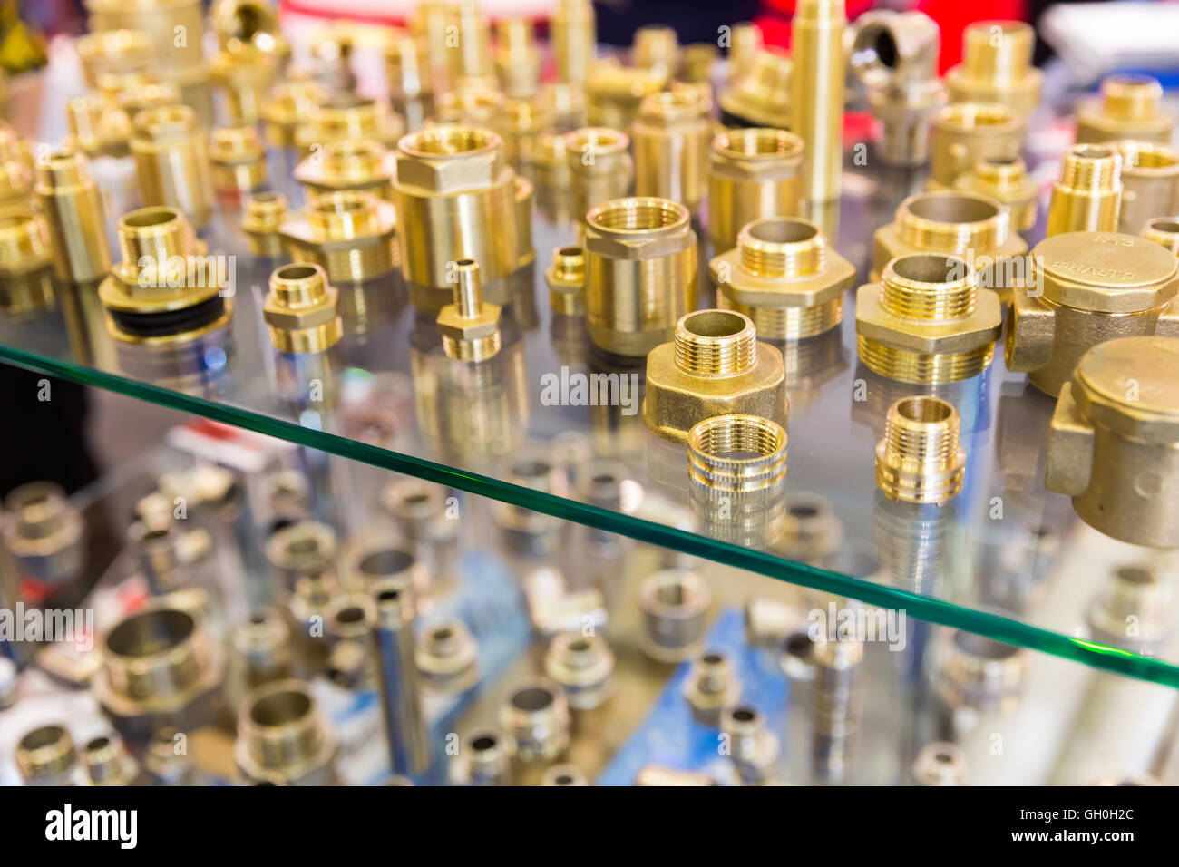 Tube fitting hi-res stock photography and images - Alamy