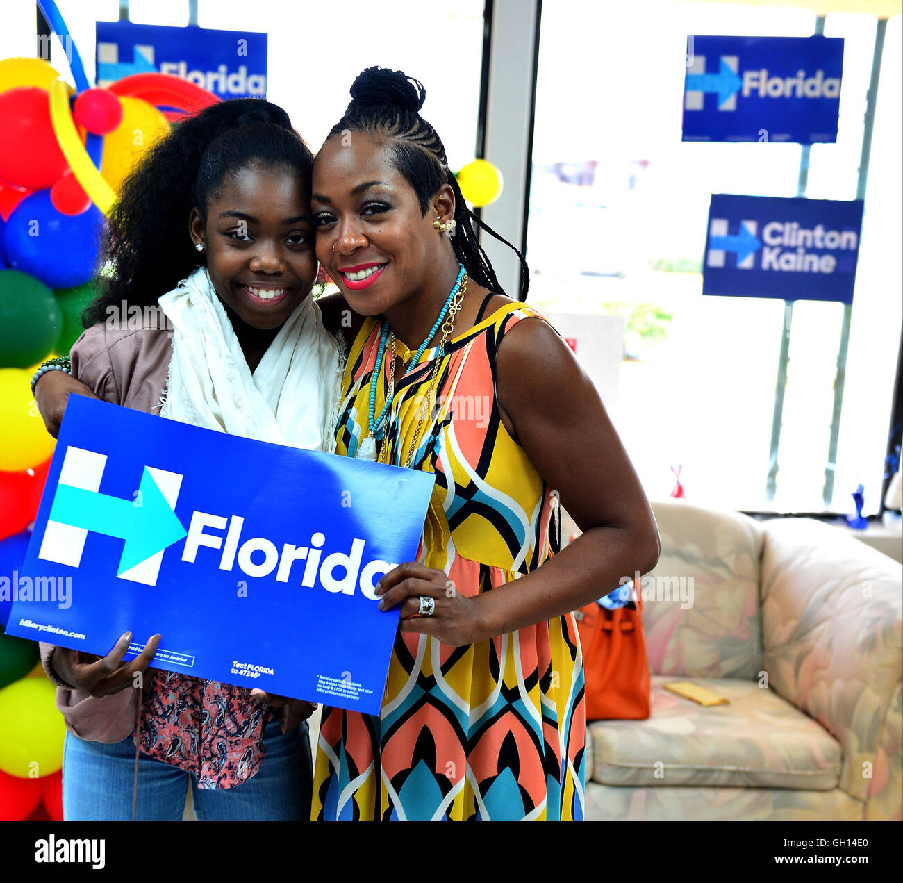MIAMI GARDENS, FL - AUGUST 06: Tichina Arnold (R) and daughter Alijah ...