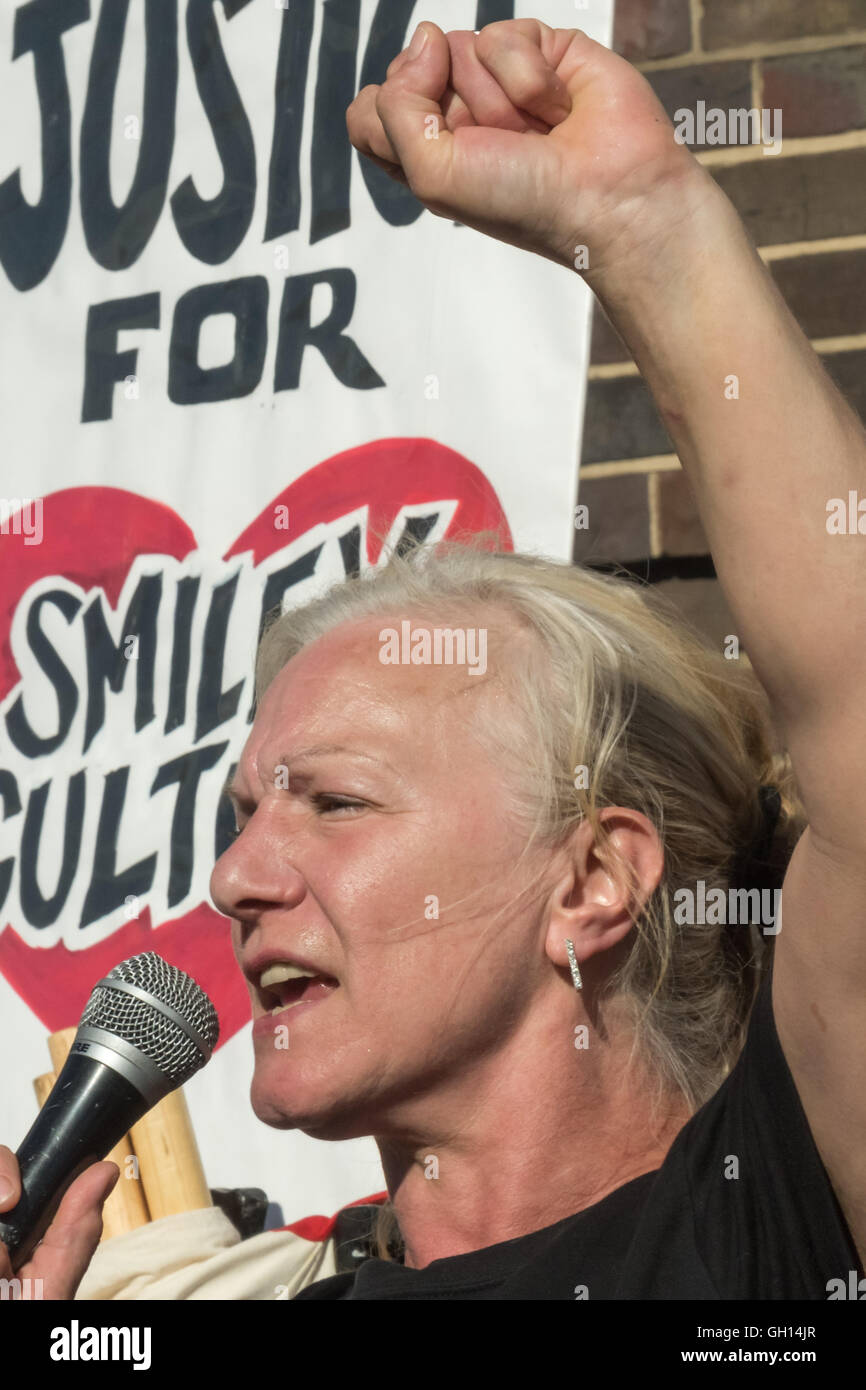 Carole duggan hi-res stock photography and images - Alamy