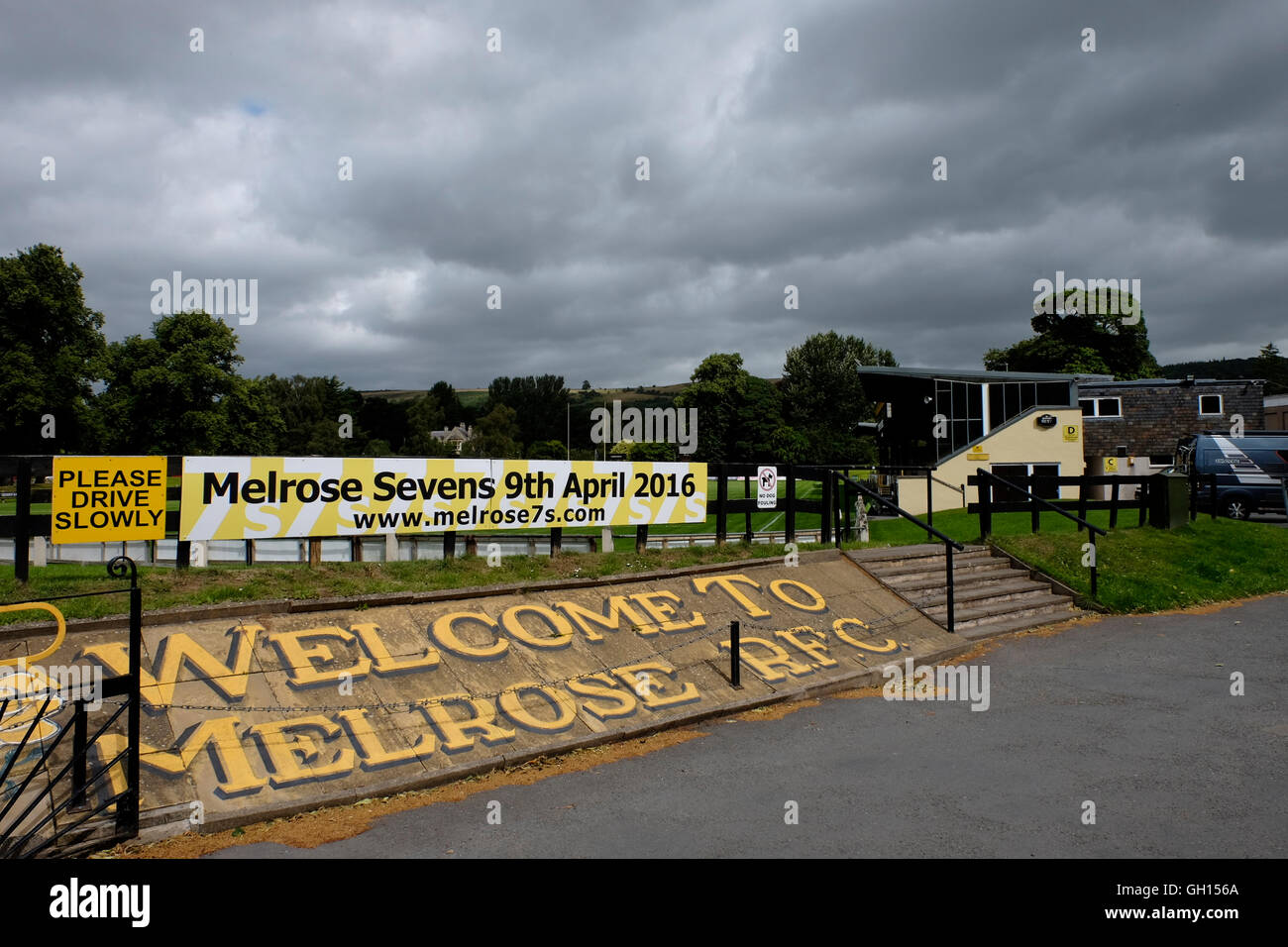 Melrose stand hi-res stock photography and images - Alamy