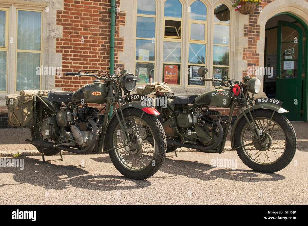 Dereham, Norfolk, UK. 07th Aug, 2016. Military Vehicles, 1940's stalls ...