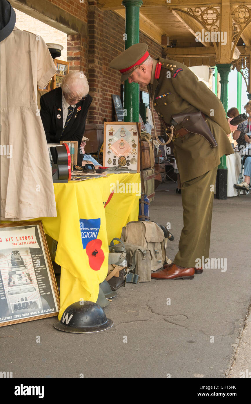 Dereham, Norfolk, UK. 07th Aug, 2016. Military Vehicles, 1940's stalls ...