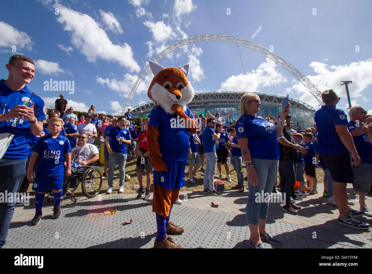 Leicester City Mascot High Resolution Stock Photography and Images - Alamy