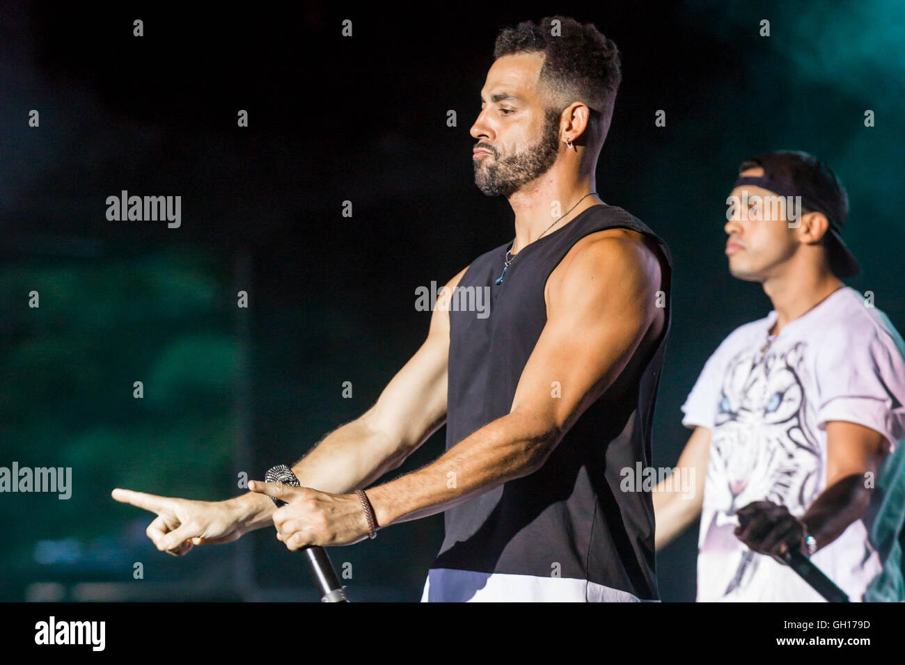 Erik michael estrada and dan miller hi-res stock photography and images ...