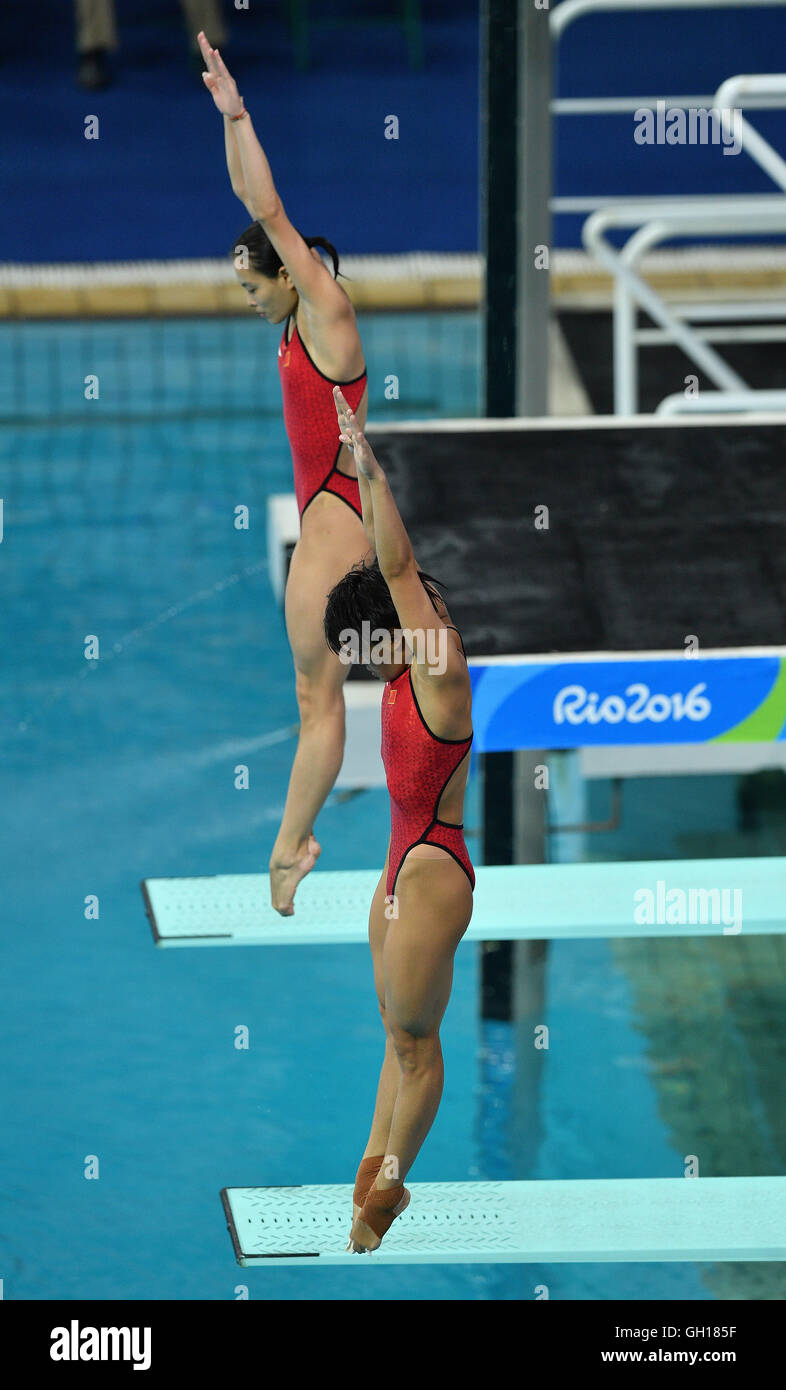 Rio de Janeiro, Brazil. 07th Aug, 2016. China's Wu Minxia and China's ...