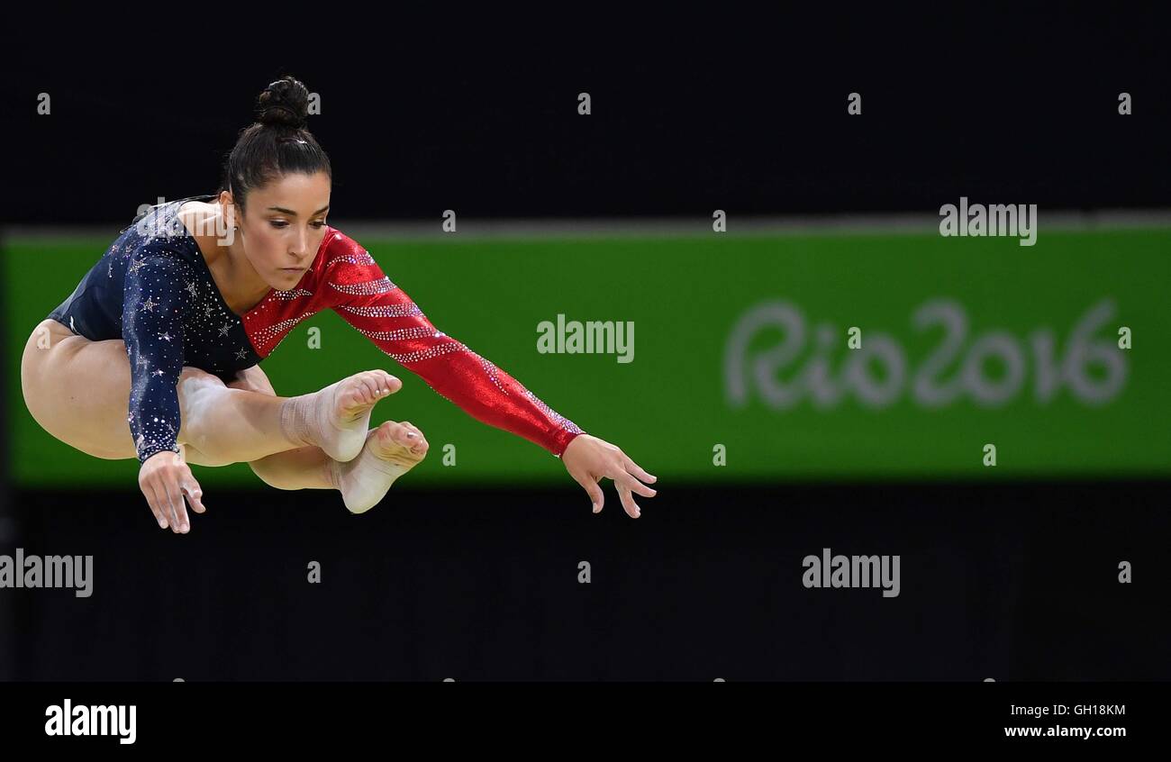 Alexandra raisman hi-res stock photography and images - Alamy