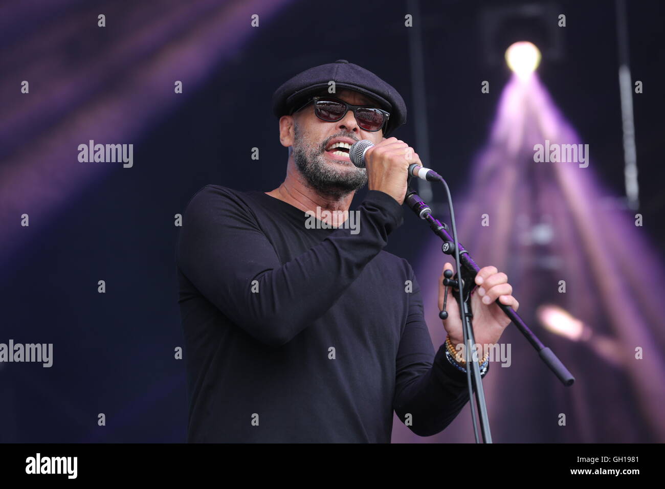 The christians garry christian hi-res stock photography and images - Alamy
