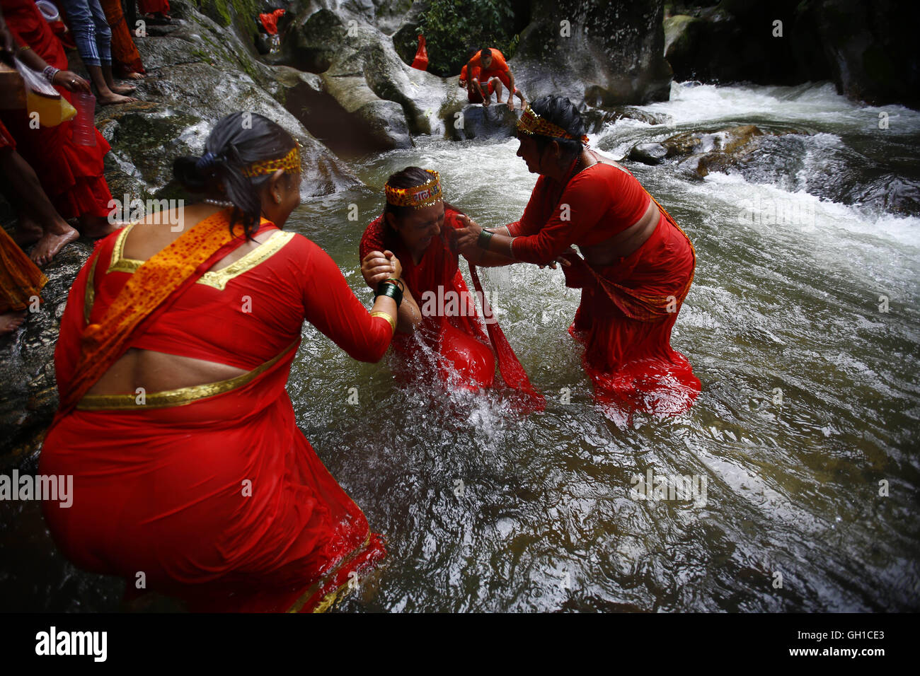 Kathmandu, Nepal. 8th Aug, 2016. Hindu worshippers or pilgrims also ...