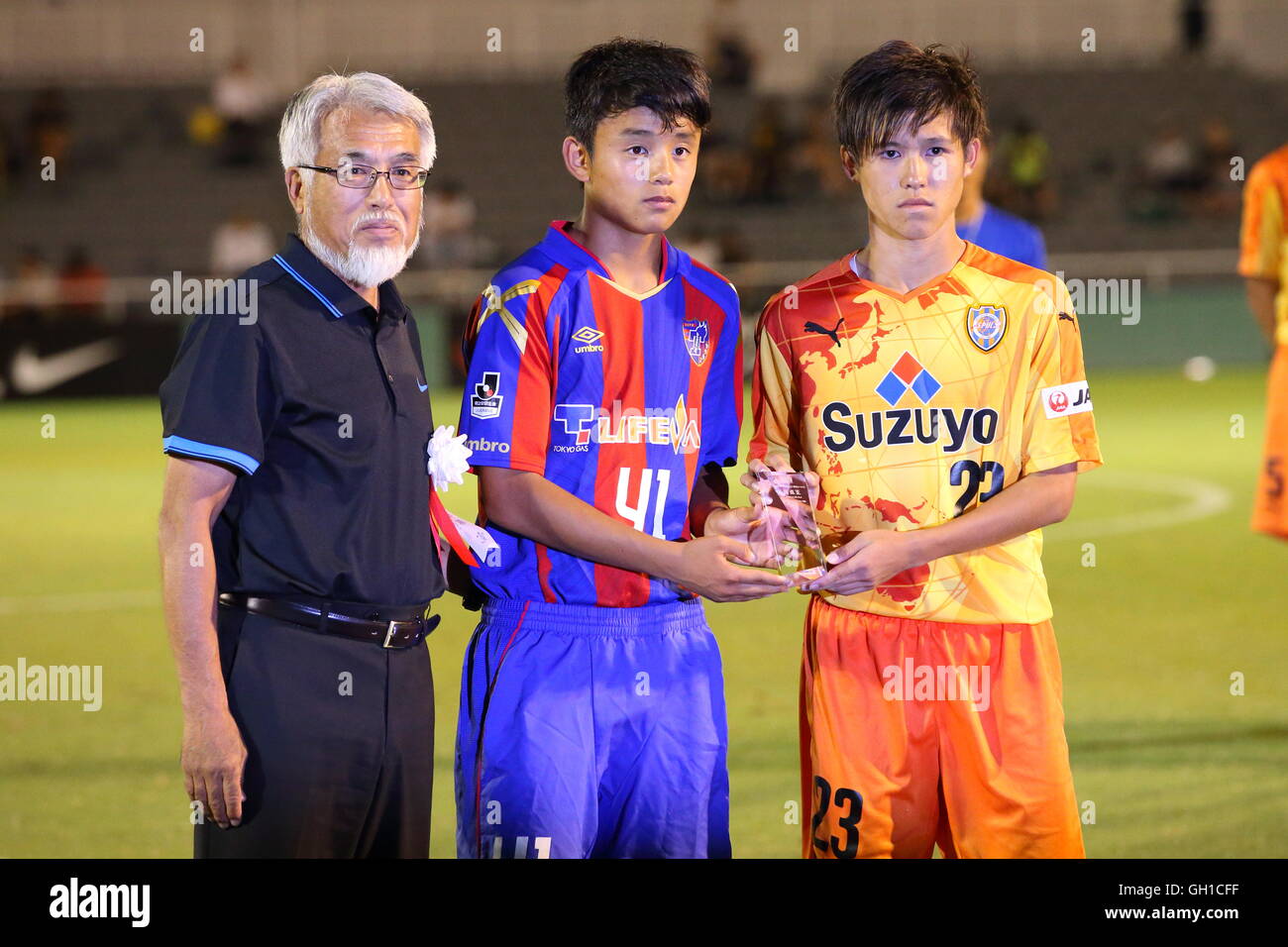 Tokyo, Japan. 4th Aug, 2016. (L-R) Takefusa Kubo (FC Tokyo U-18), Yuta Taki (S-Pulse) Football ...