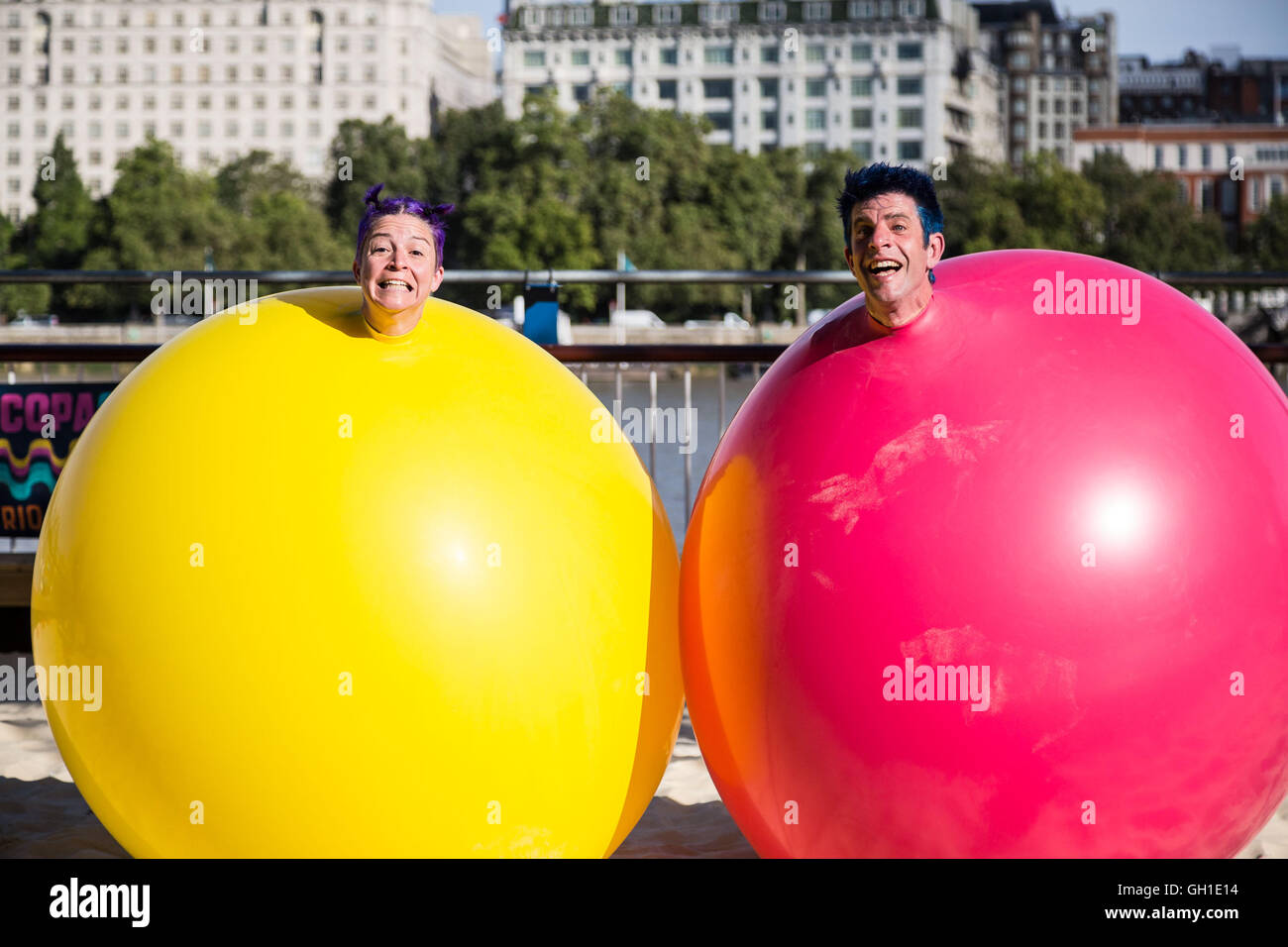 London, UK. 8th August, 2016. New York Clown Duo ‘Acrobuffos’ perform ...