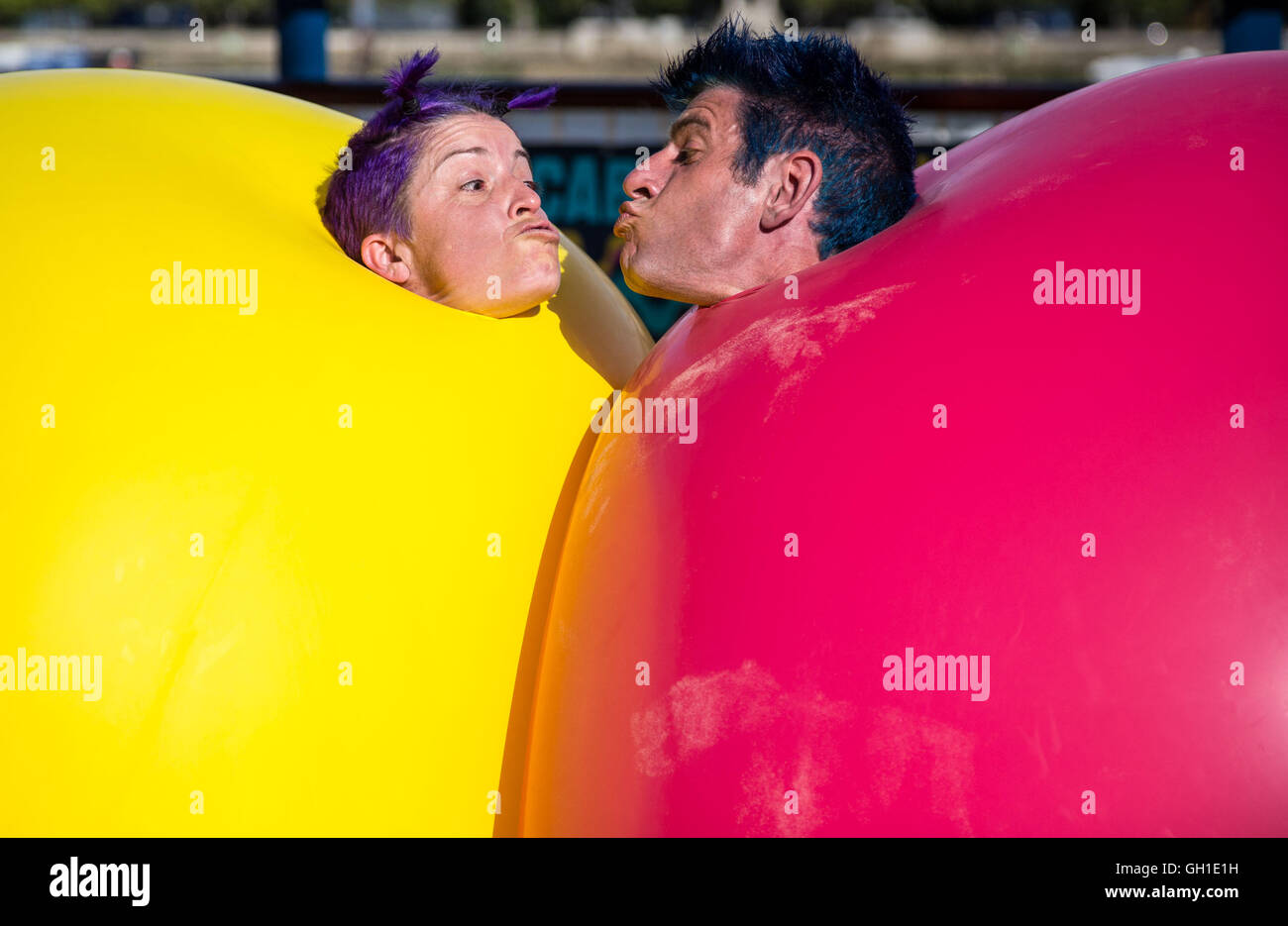 London, UK. 8th August, 2016. New York Clown Duo ‘Acrobuffos’ perform ...