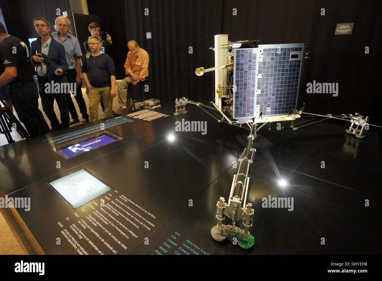 Harpoon On Philae Robot