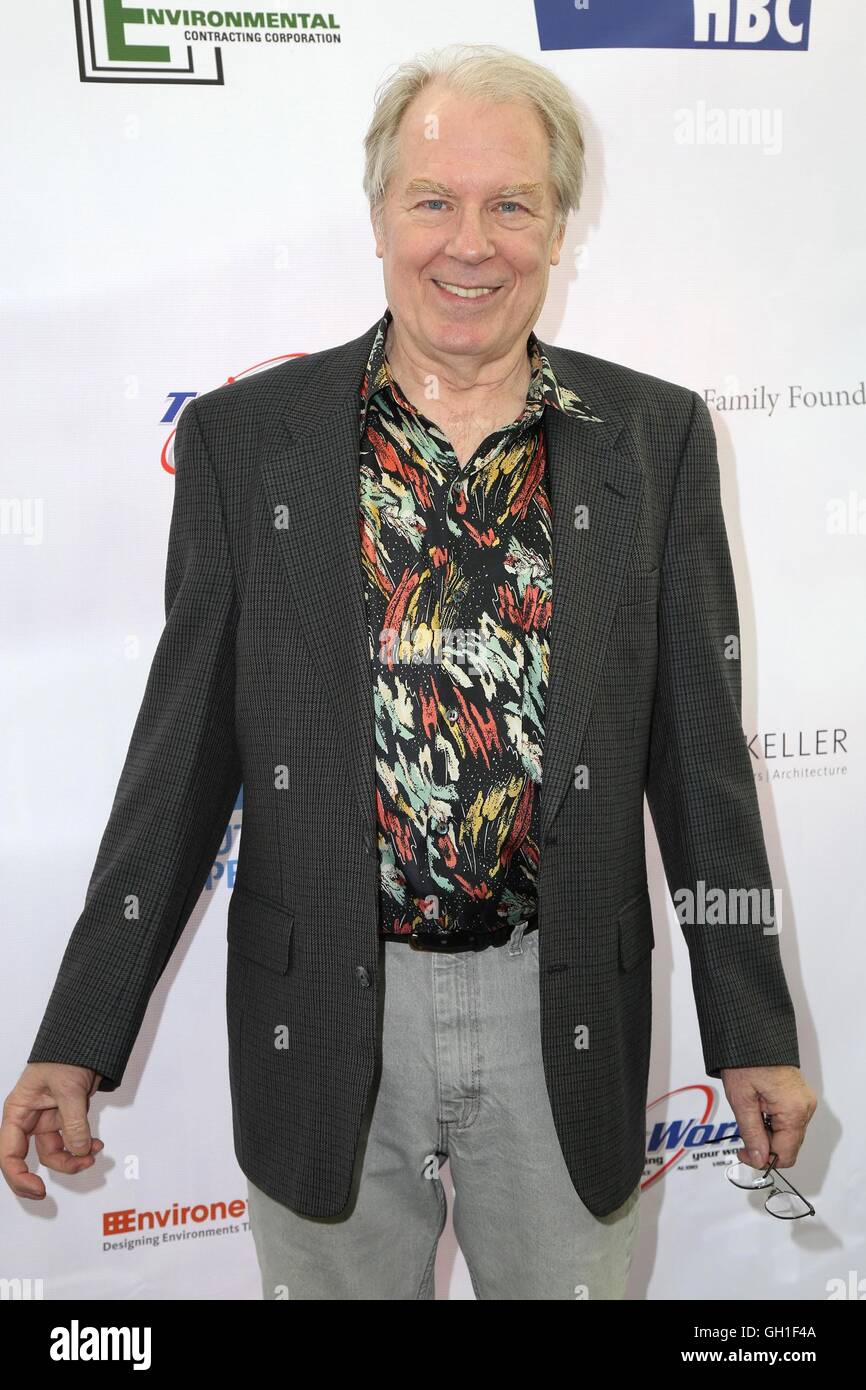 Michael McKean at arrivals for 4th Annual Ed Asner and Friends Poker ...