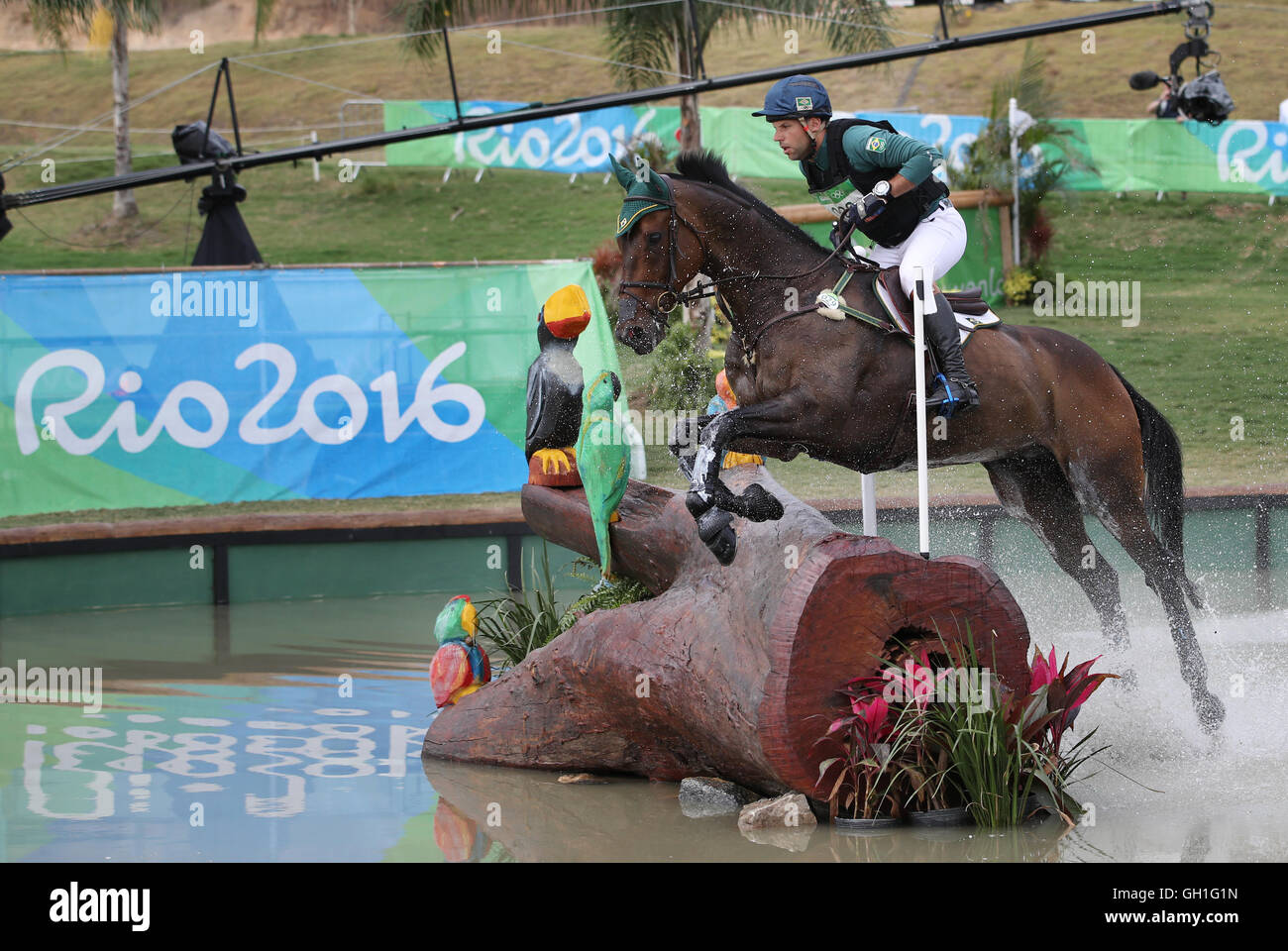 Rio de Janeiro, Brazil. 8th Aug, 2016. Carlos Parro of Brazil on horse ...