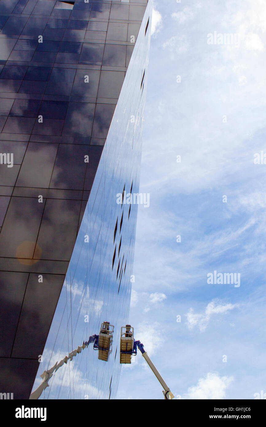 Windowcleaning hi-res stock photography and images - Alamy
