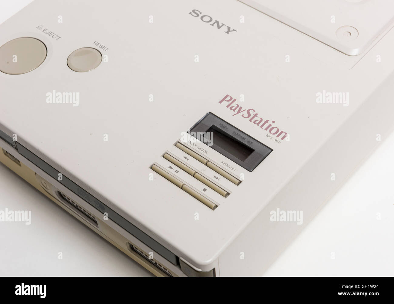 Hong Kong,Hong Kong SAR,China.1st December 2015.1991 rare Nintendo Sony ...