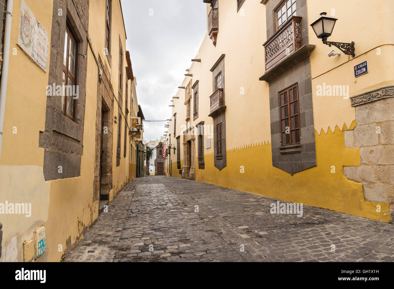 Colon street hi-res stock photography and images - Alamy