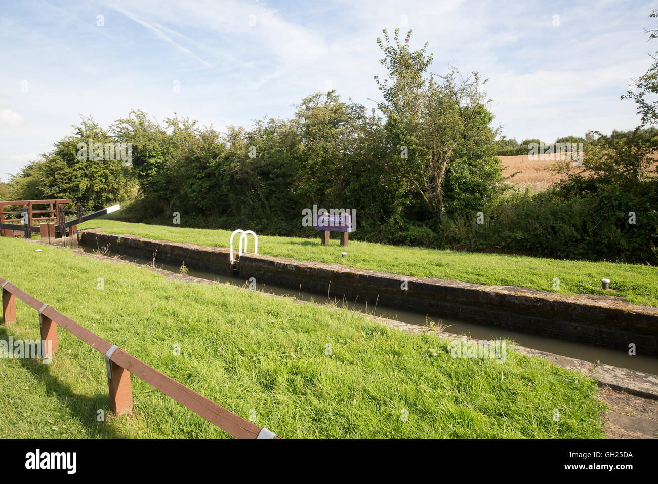 The Chesterfield Canal in Derbyshire Stock Photo - Alamy