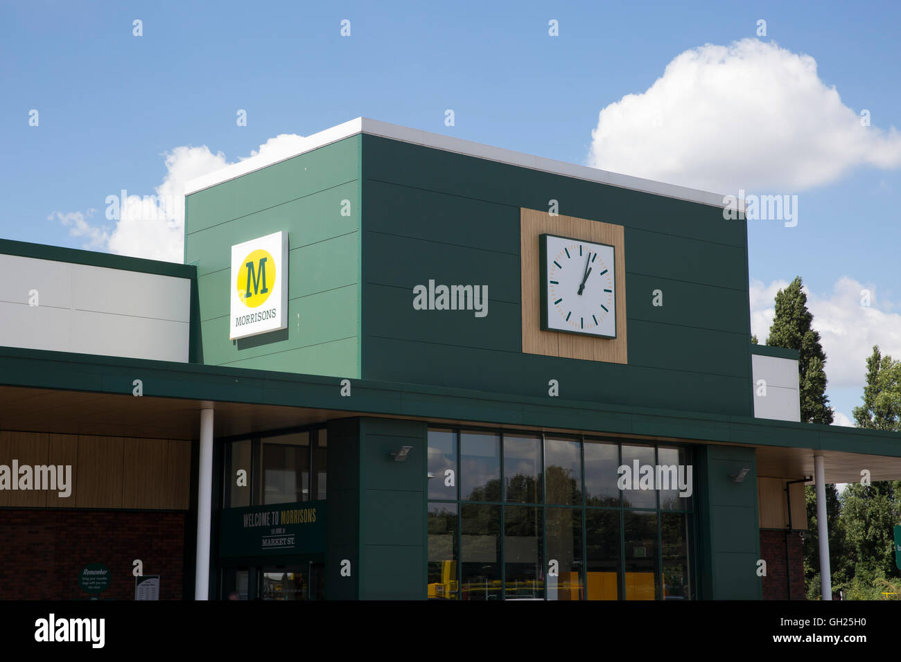 Morrisons supermarket clock hi-res stock photography and images - Alamy