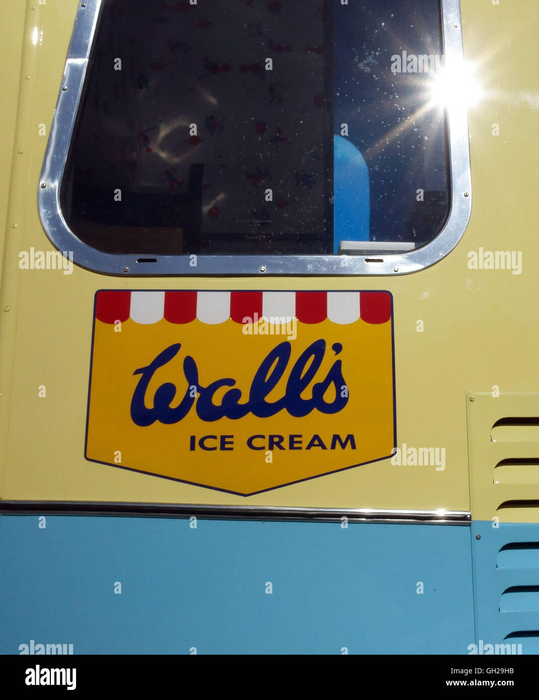 Walls Ice Cream Old Logo
