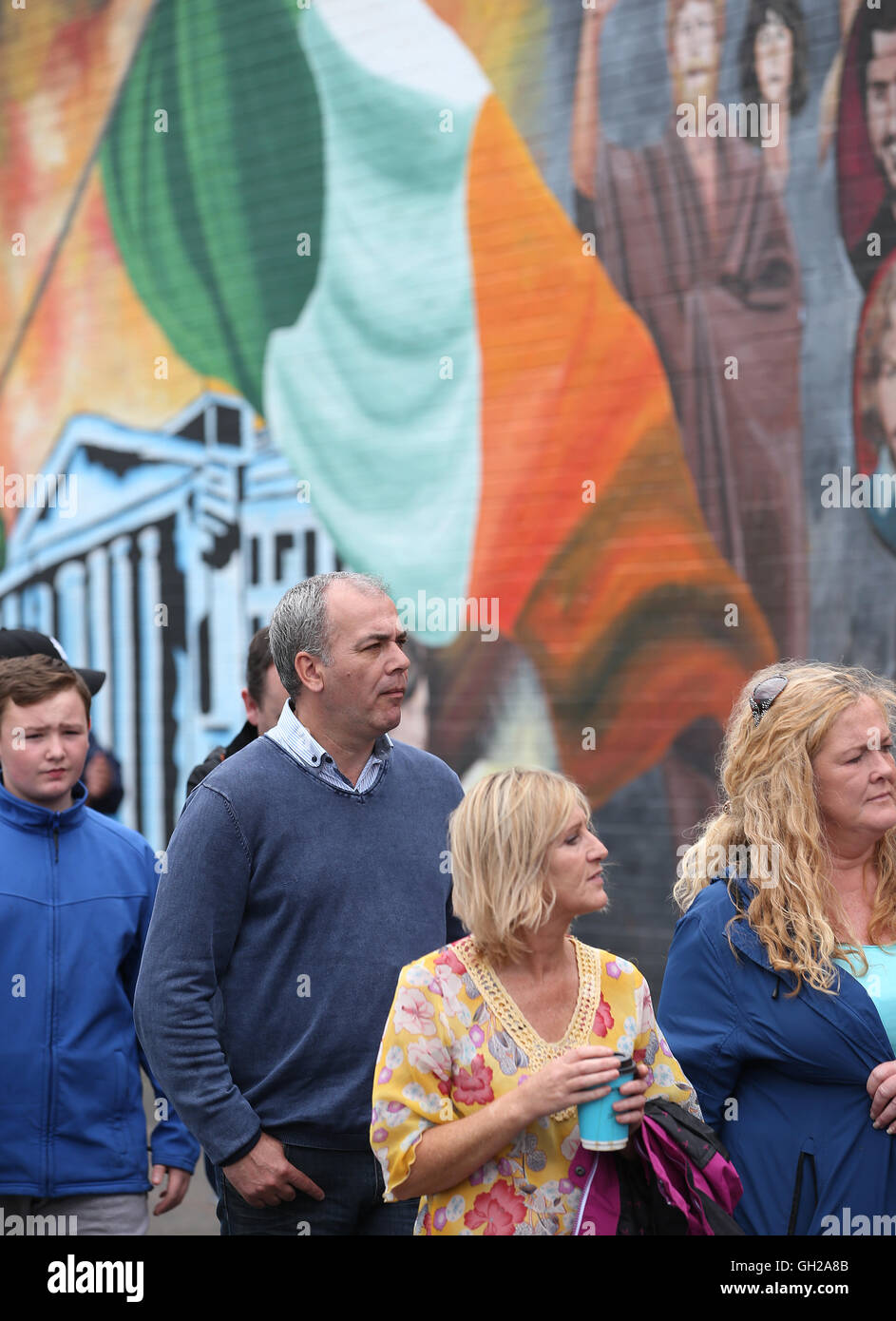 High profile republican Colin Duffy takes part in an anti-internment ...