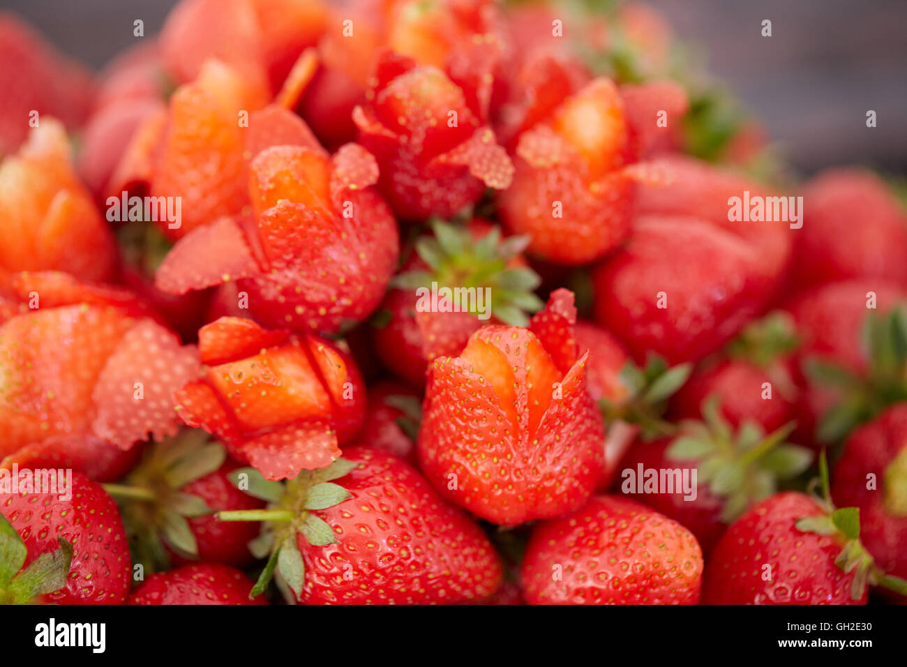 Beautiful large strawberries hi-res stock photography and images - Alamy