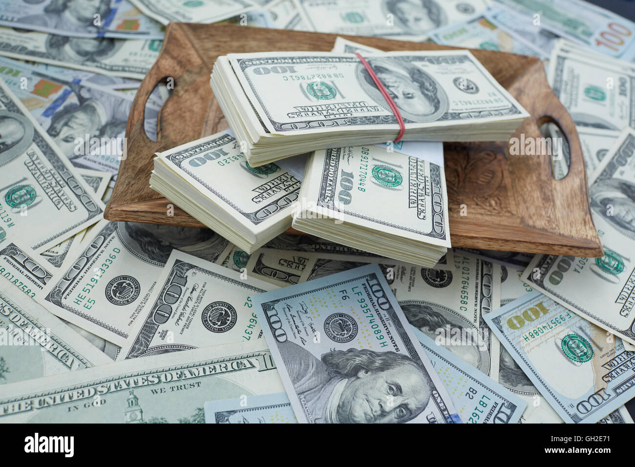 Money tray hi-res stock photography and images - Alamy