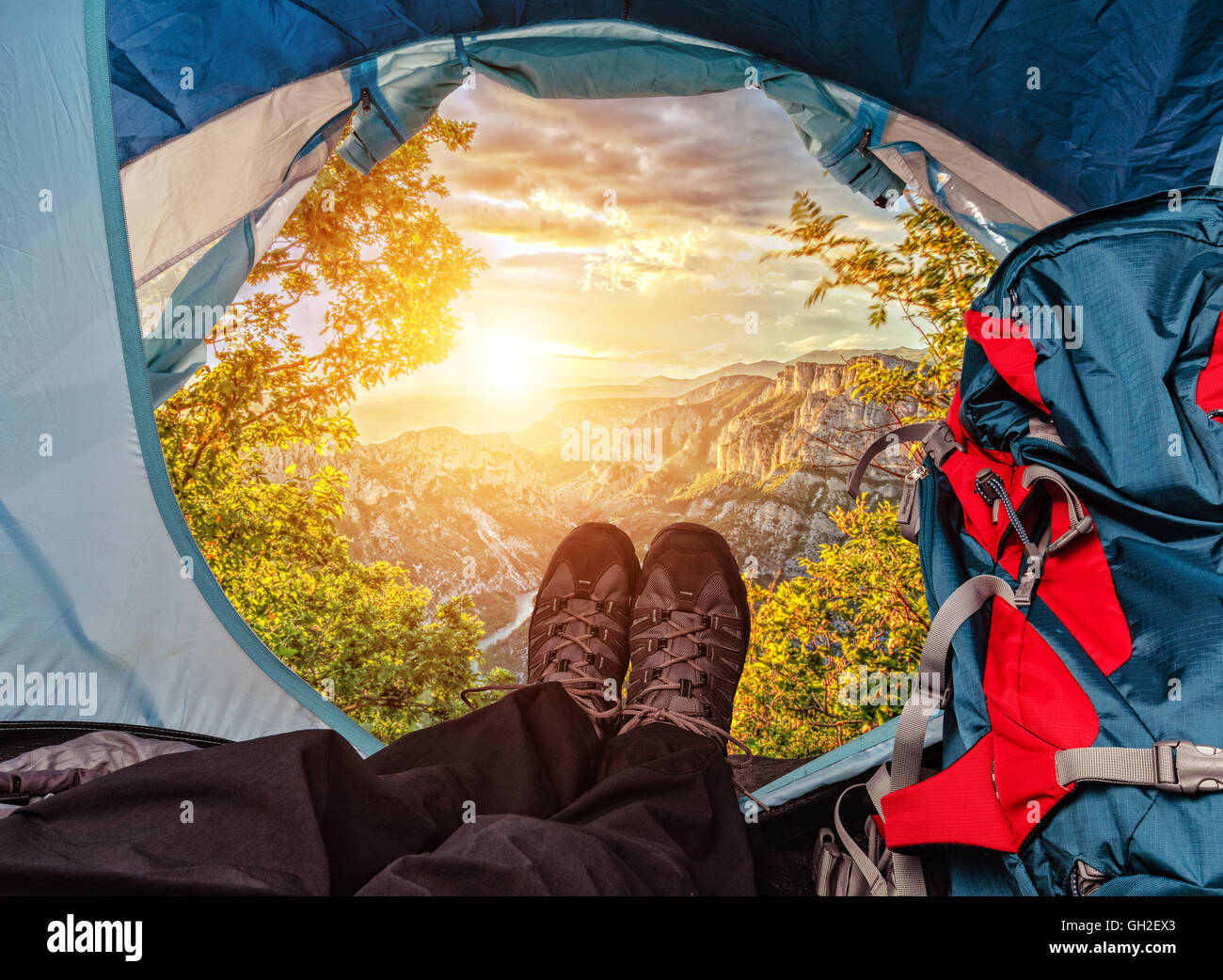Adventure horizon tent hi-res stock photography and images - Alamy
