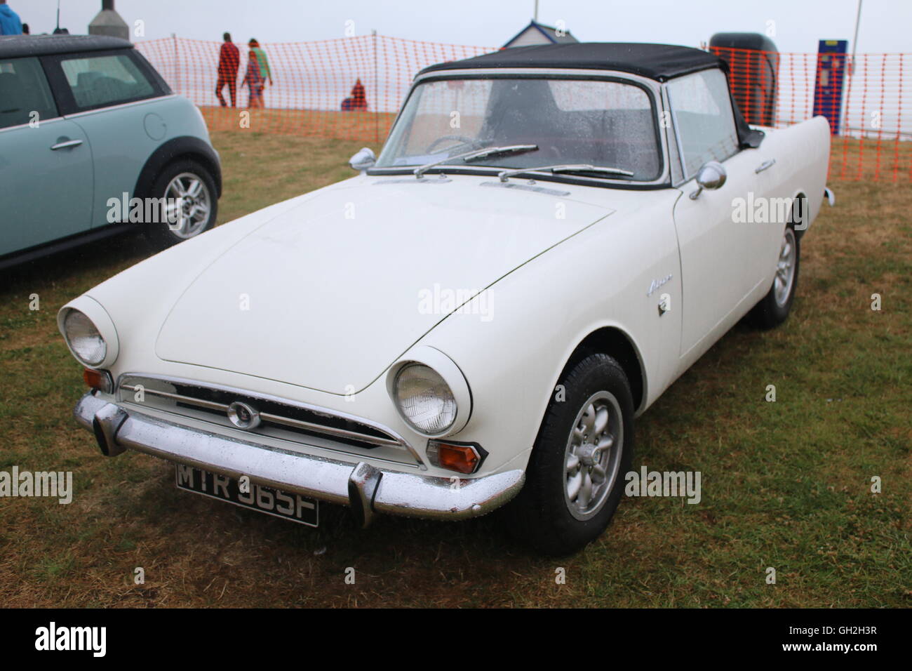Sunbeam alpine hi-res stock photography and images - Alamy