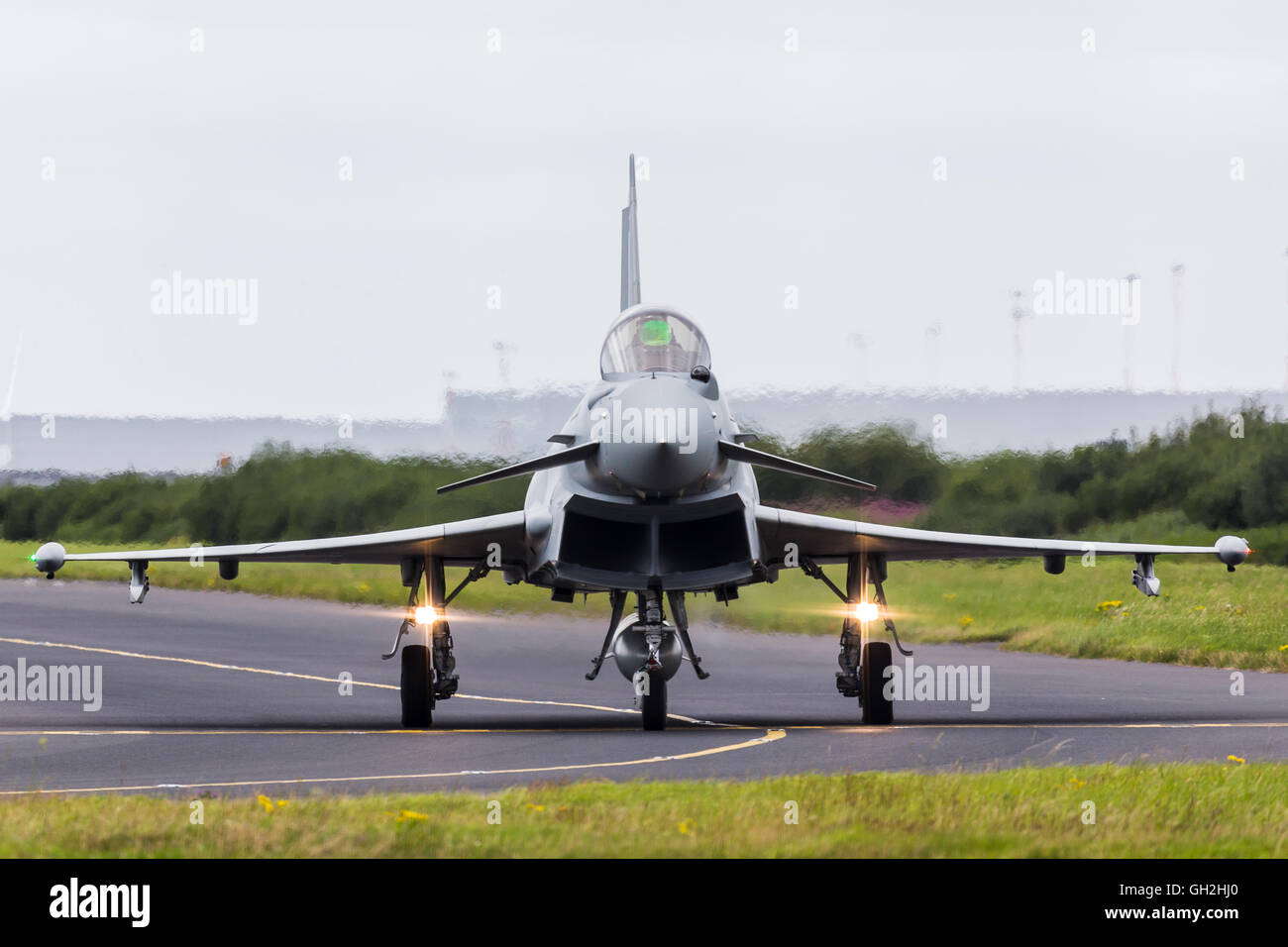 Raf eurofighter typhoon landing gear hi-res stock photography and ...