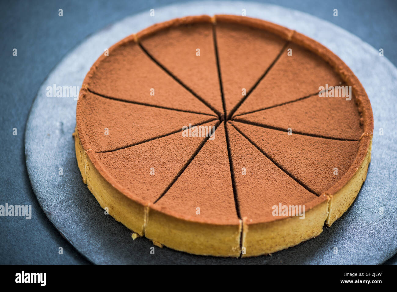Sliced cake hi-res stock photography and images - Alamy