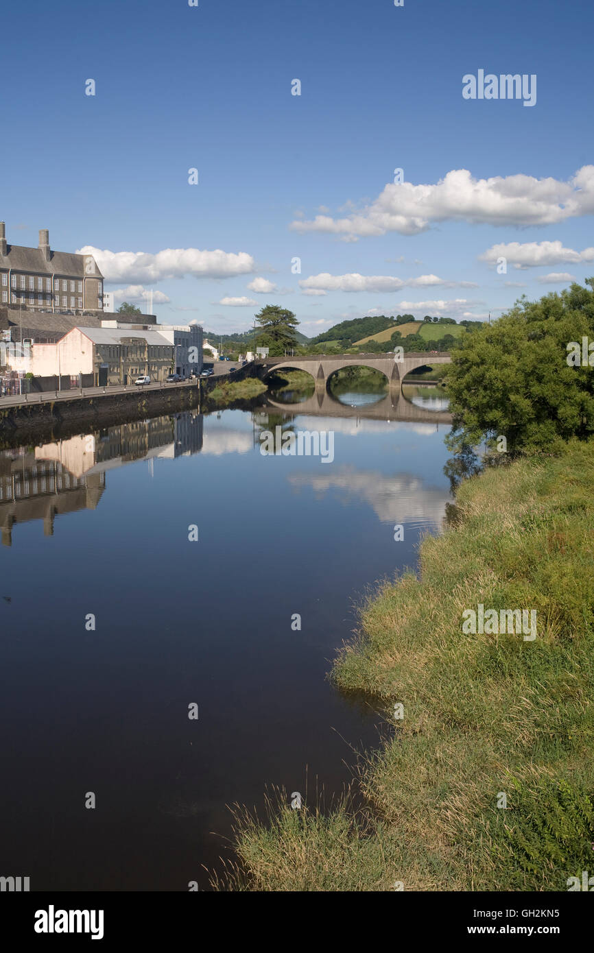 Carmarthen town hi-res stock photography and images - Alamy
