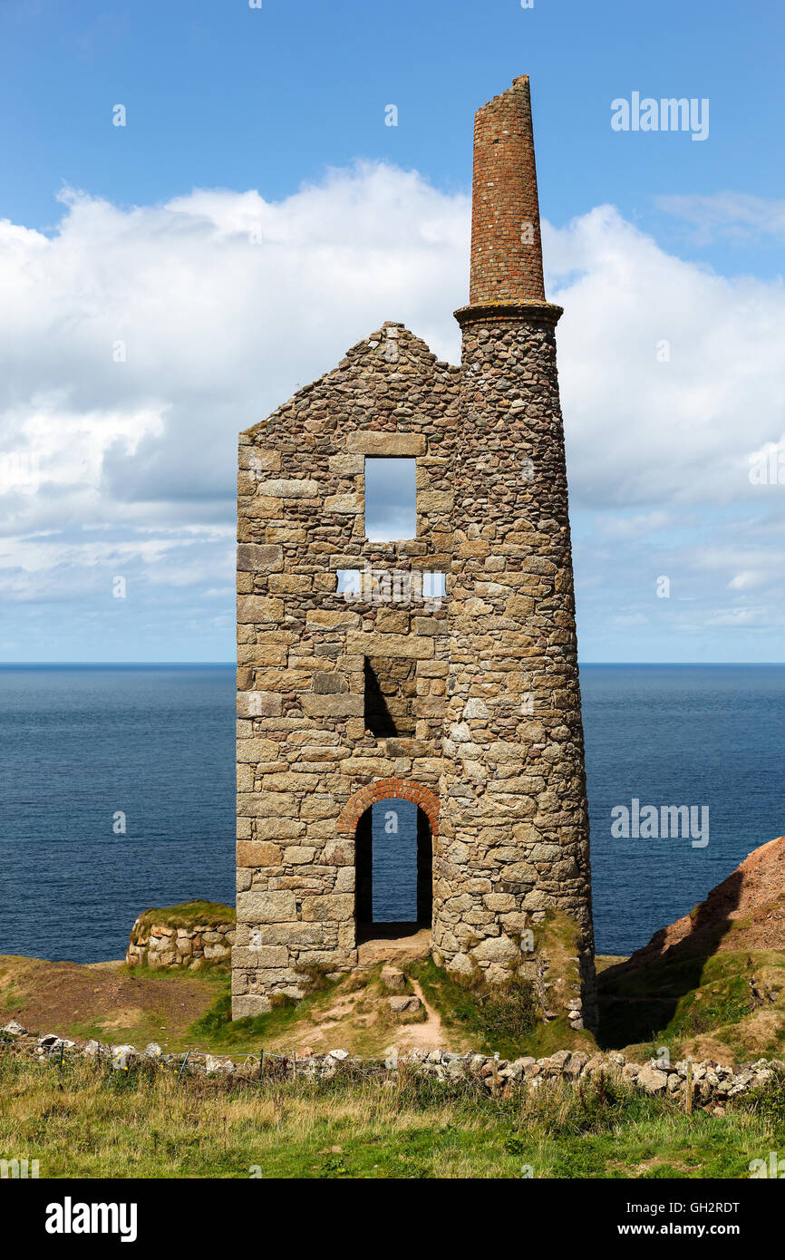Mine engine house hi-res stock photography and images - Alamy
