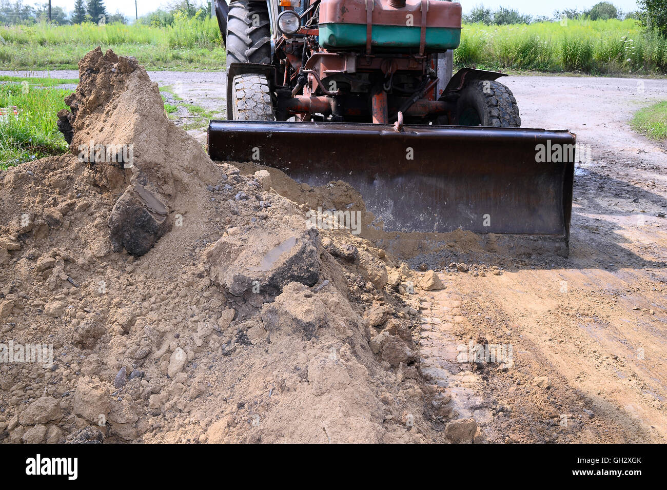 Backhoe Bucket Digging High Resolution Stock Photography and Images - Alamy