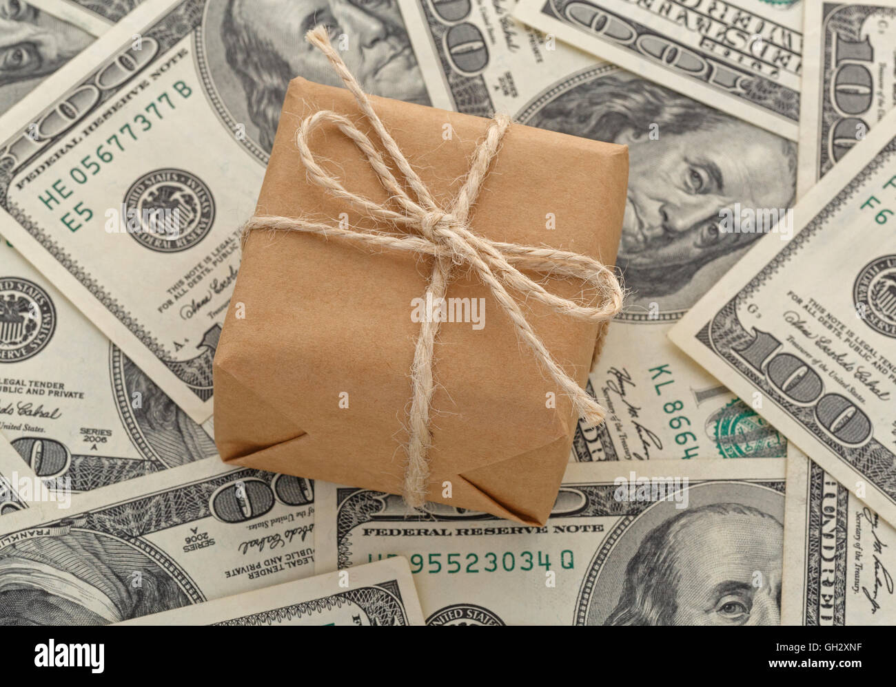 Money dollars cash hi-res stock photography and images - Alamy