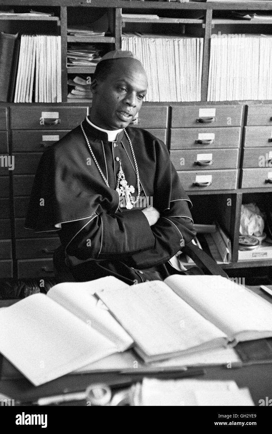 Cardinal laurean rugambwa hi-res stock photography and images - Alamy